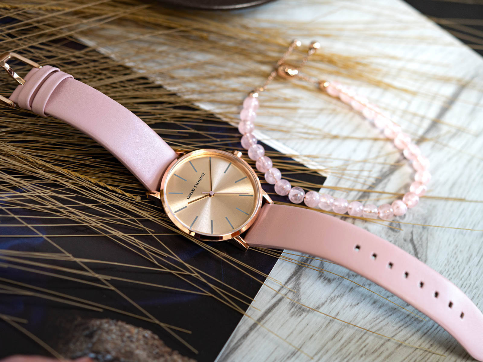 Zegarek Damski Armani Exchange Lola AX7150SET - CrazyTime.pl