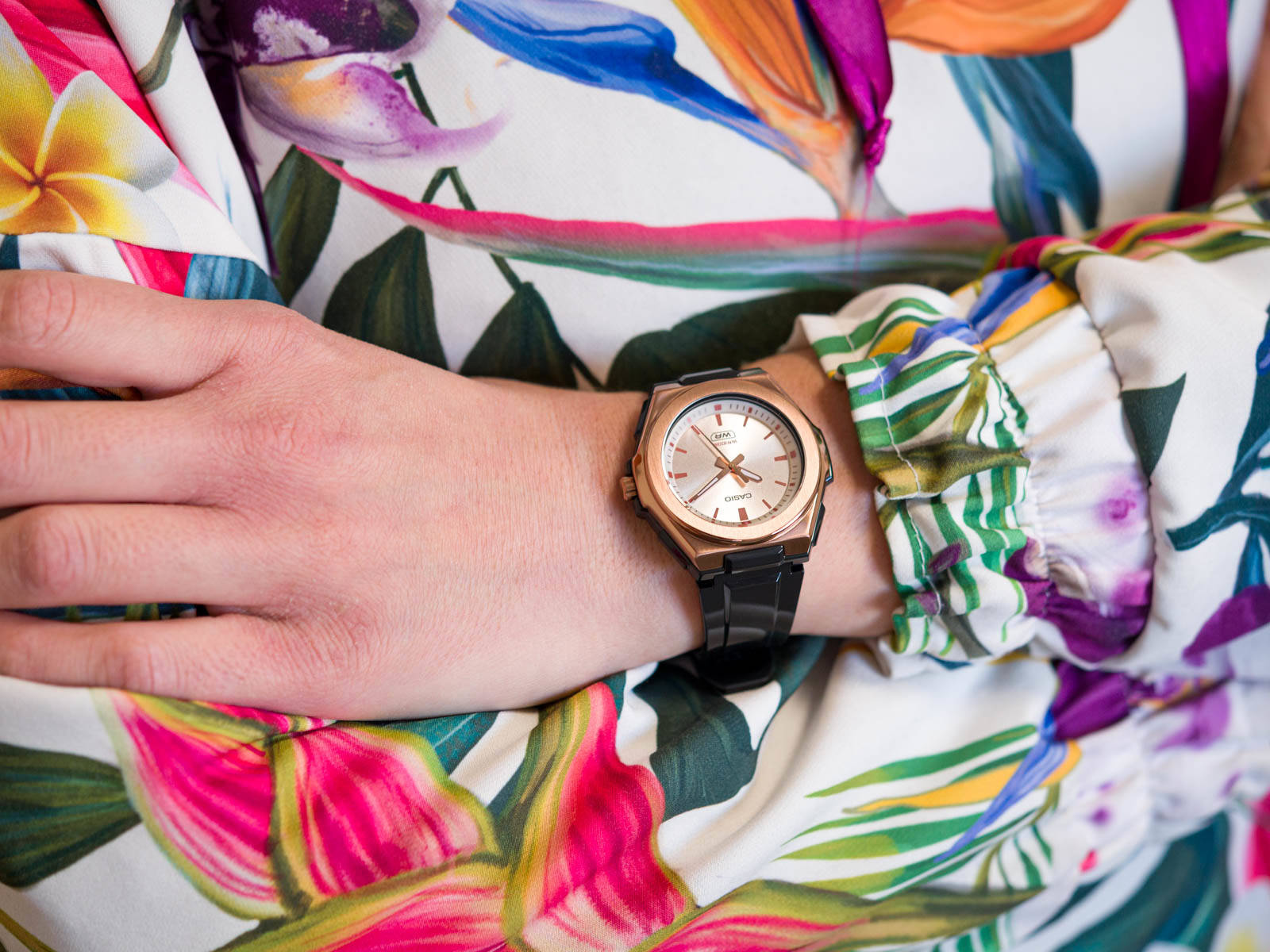 Zegarek Damski Casio LWA-300HRG-5EveF - CrazyTime.pl