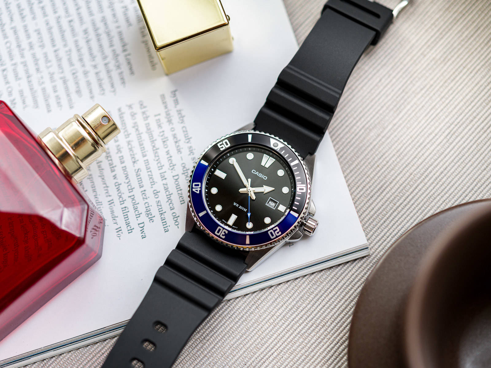 Zegarek Męski Casio MDV-107-1A2VEF - CrazyTime.pl