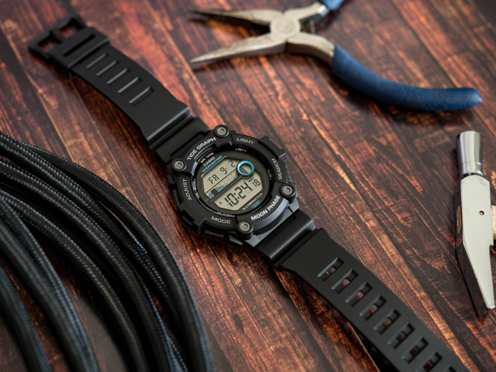 Zegarek Męski Casio WS-1300H-1AVEF - CrazyTime.pl